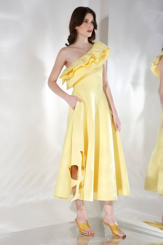 Versatile ruffles – Ozeqo